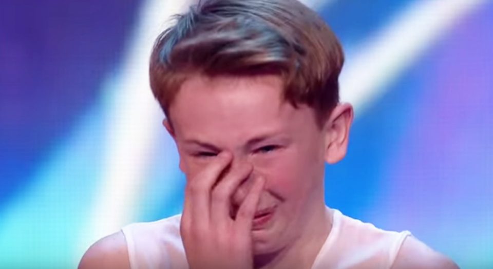 Mobbeoffer bryter sammen på scenen